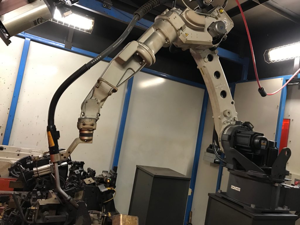 BENEFITS OF ROBOTIC WELDING OVER MANUAL WELDING – Welds Tracker ... BENEFITS OF ROBOTIC WELDING OVER MANUAL WELDING – Welds Tracker ...